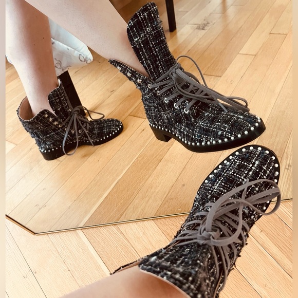 Stuart Weitzman | Shoes | 73 Stuart Weitzman Tweed Pearl Beaded Accents ...